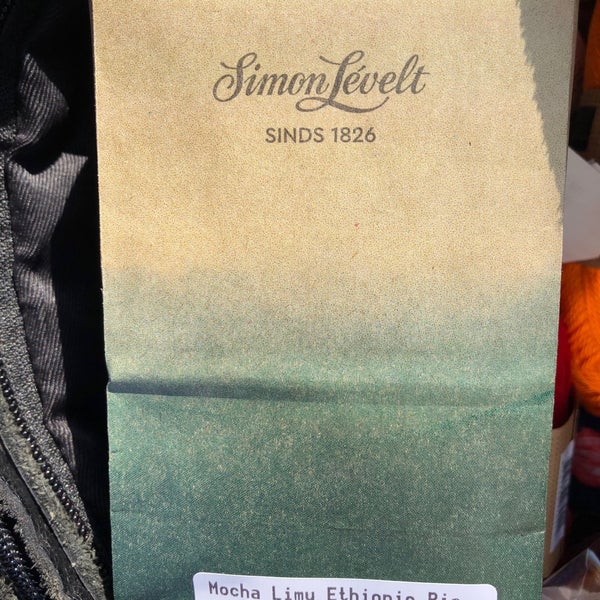 Simon Levelt - Coffee Shop in Binnenstad