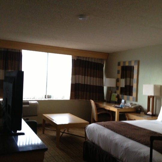 DoubleTree by Hilton Hotel Rochester - 1111 Jefferson Rd