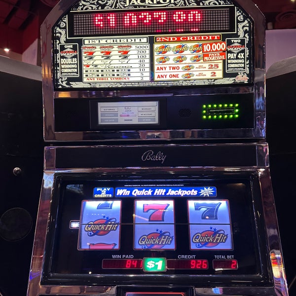 Harrah's Philadelphia Casino & Racetrack - Downtown Chester - 79 tips