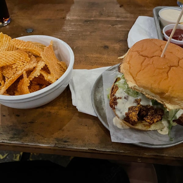 Arabella Park Beer Bar - Westmount - 7 tips