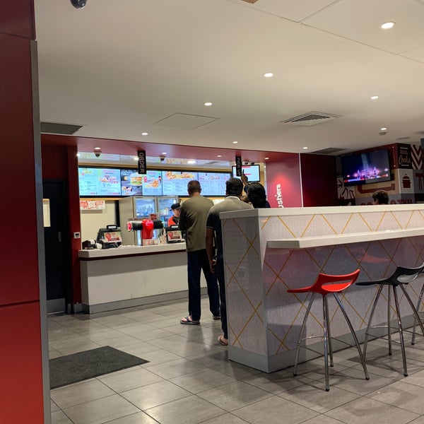 KFC - 85 Evans St