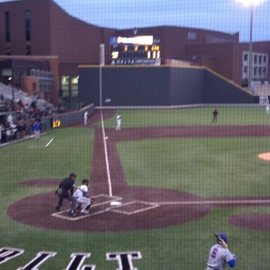 Photos at Hawkins Field - 10 tips