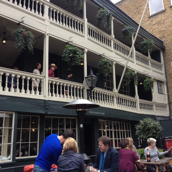 The George Inn - Pub in Southwark