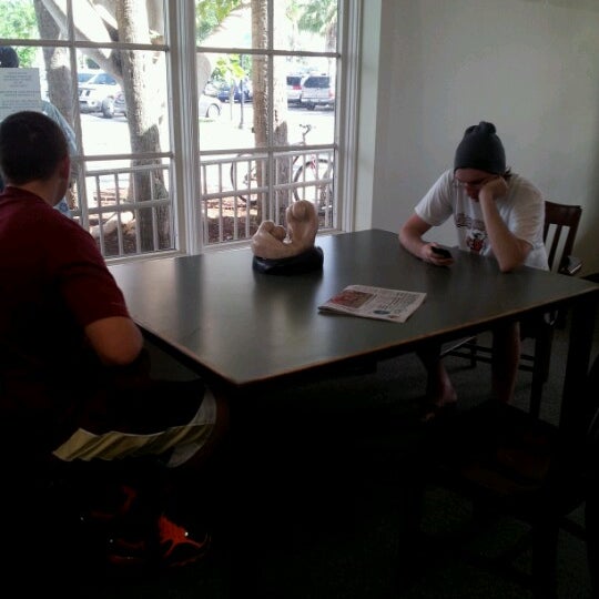 Fort Pierce Public Library - Library in Downtown District Fort Pierce