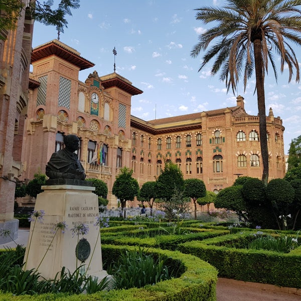 Rectorado de la Universidad de Córdoba - Edificio universitario administrativo en Córdoba, Andalucía