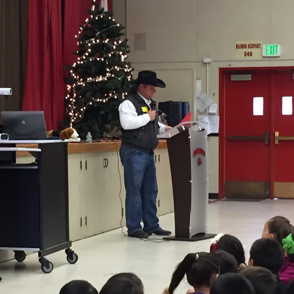 Kerman Floyd Elementary - 1 tip from 20 visitors