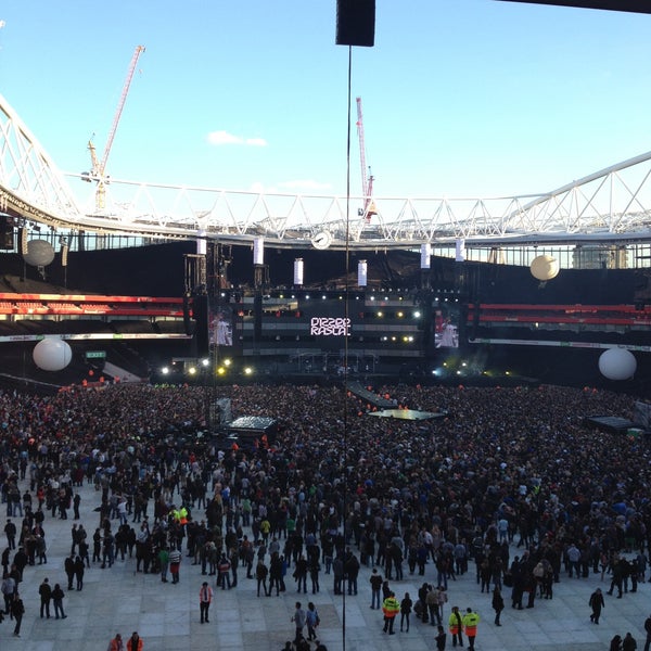 Emirates Stadium - 75 Drayton Pk