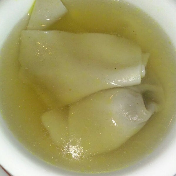 Golden Gong Chinese Restaurant - 290 Madonna Rd