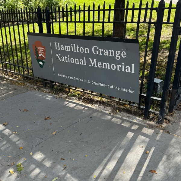 Hamilton Grange National Memorial - Historic and Protected Site in New York