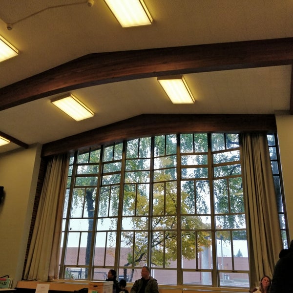 Decatur Elementary School - Elementary School in Wedgwood