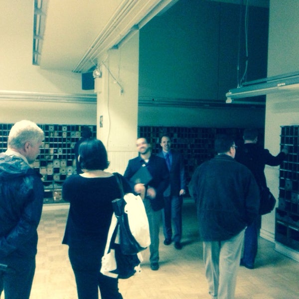 Federal Building - Downtown Sacramento - 801 I St