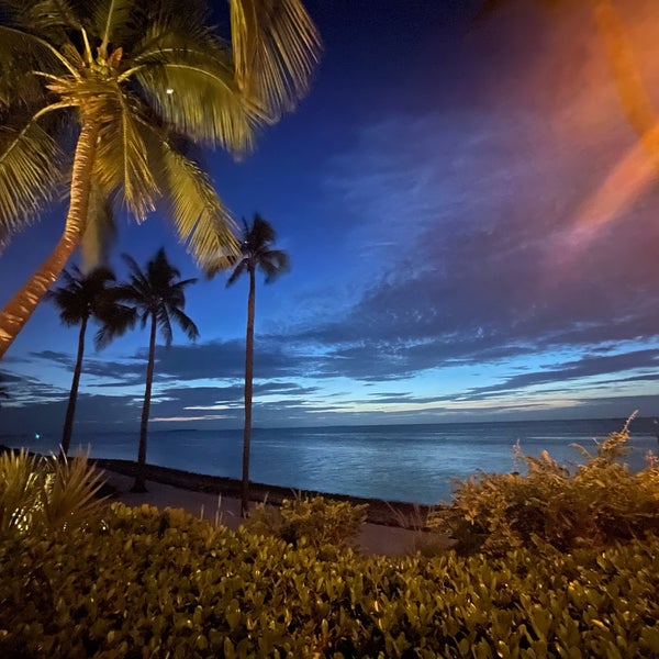 Latitudes Restaurant - 71 tips