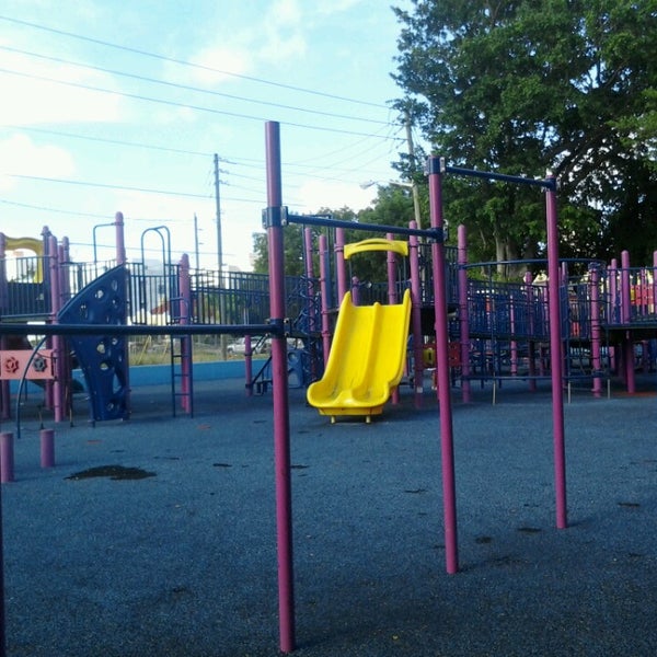 Riverside Park - Playground in Miami