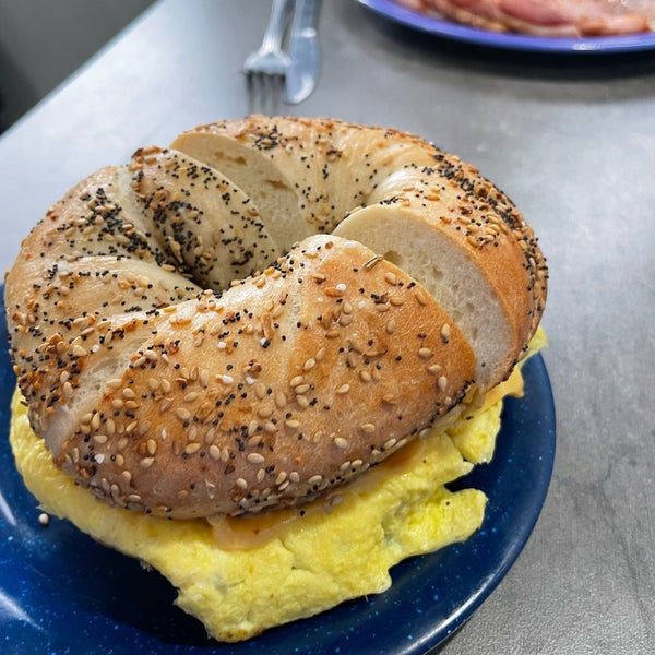 BB's Bagels & Diner - 74 tips from 1360 visitors