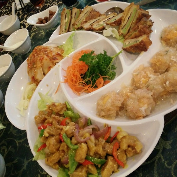 Sunshine Palace Restaurant - Seafood Restaurant in Bayan Baru