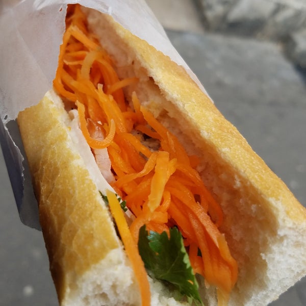Saigon Sandwich - 6 tips