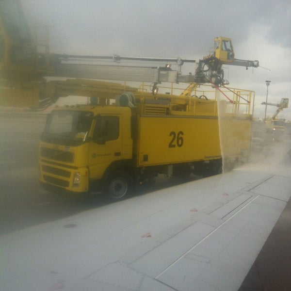 Photos at De-icing Pad - Airport Service in Mississauga