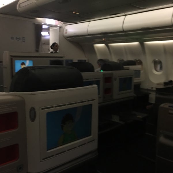 Turkish Airlines Flight TK 69 BKK-IST - BKK Airport