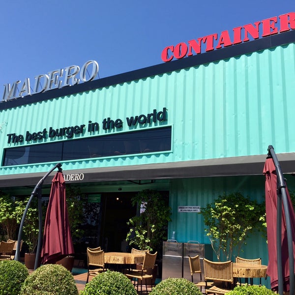 Madero Container - Burger Joint in Lorena, SP