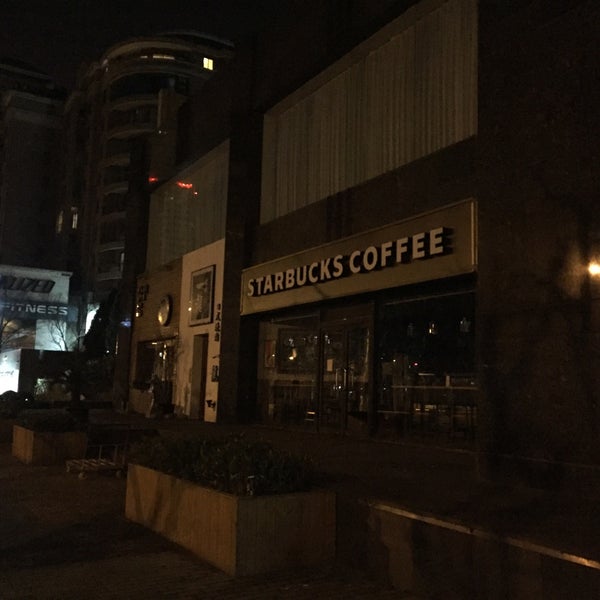 星巴克 - Coffee Shop in Pudong