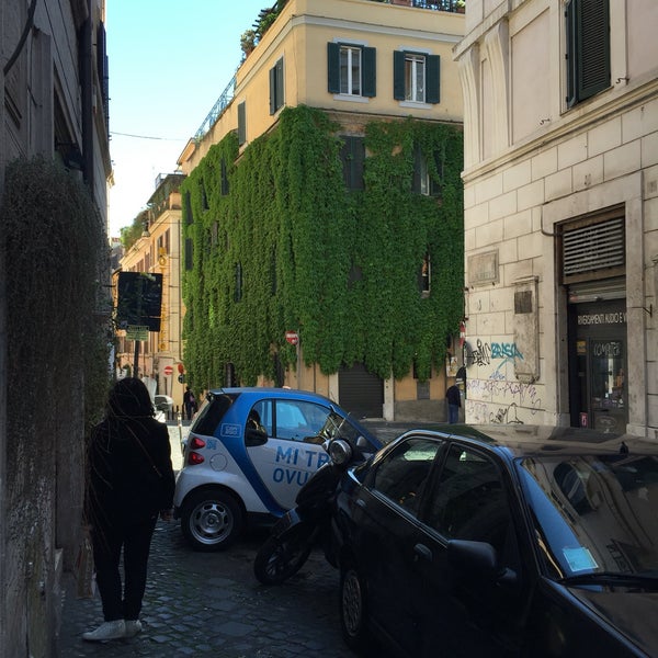 Via del Boschetto - Road