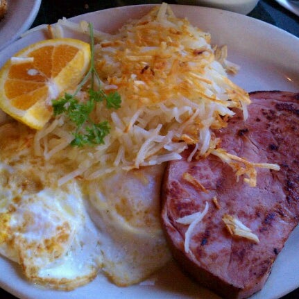 Foxy's Restaurant - 90 tips