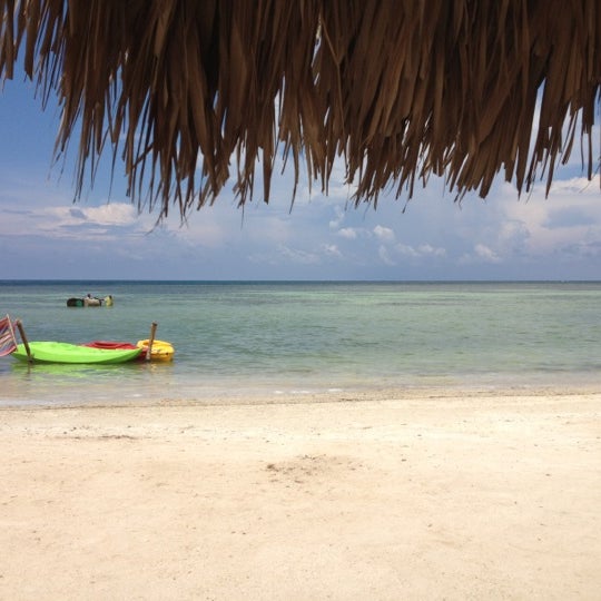 Chill-Out Hut Beach Bar & Grill - 15 tips from 270 visitors