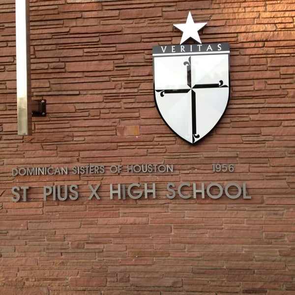 St. Pius X High School - 811 W Donovan St