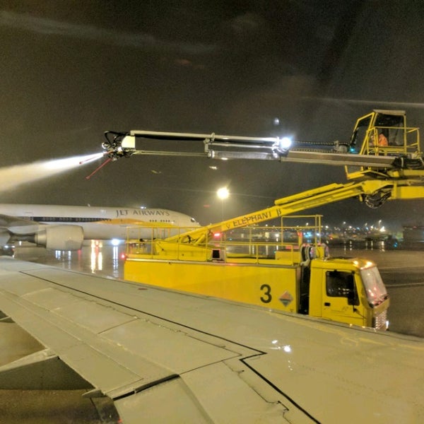 Photos at De-icing Pad - Airport Service in Mississauga