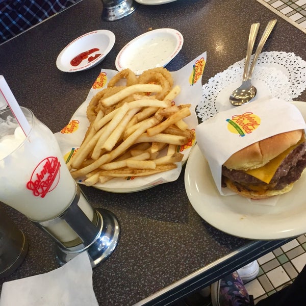 Johnny Rockets (Now Closed) - Burger Joint in San Francisco