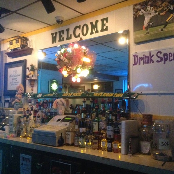 Packer Stadium Lounge - Dive Bar in Brown