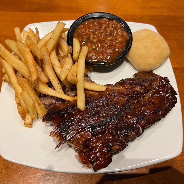 13 Bones - Steakhouse