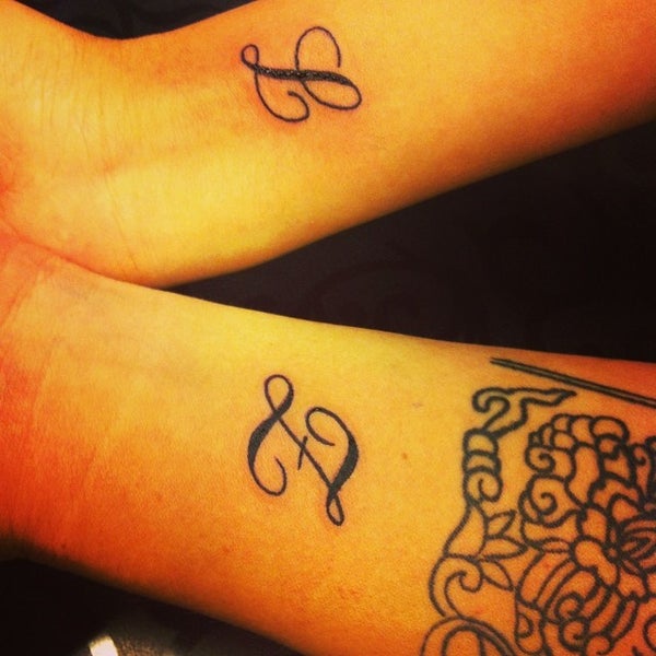 Skin Label Tattoo Studio
