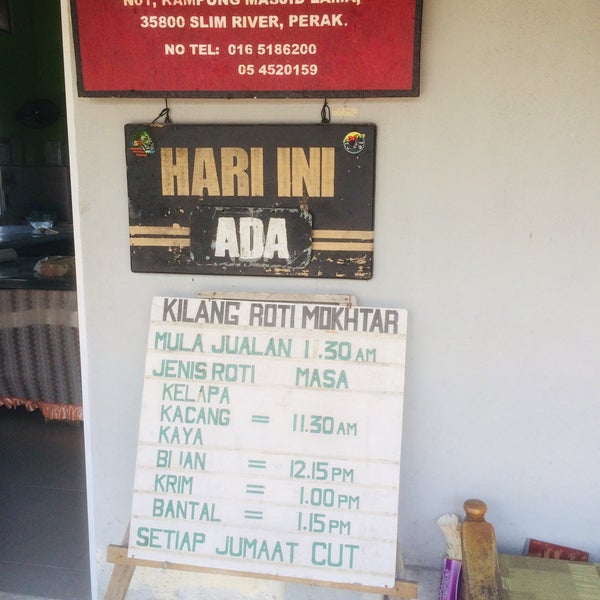 Kilang Roti Mokhtar - 6 tips from 154 visitors