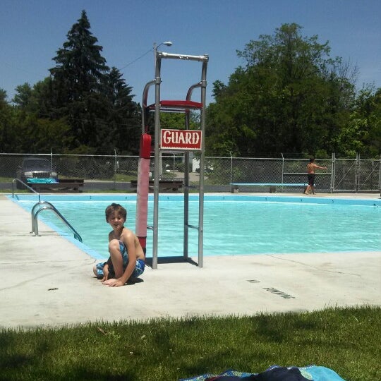 Johnstown Skate N Swim - Swimming Pool in Downtown Johnstown