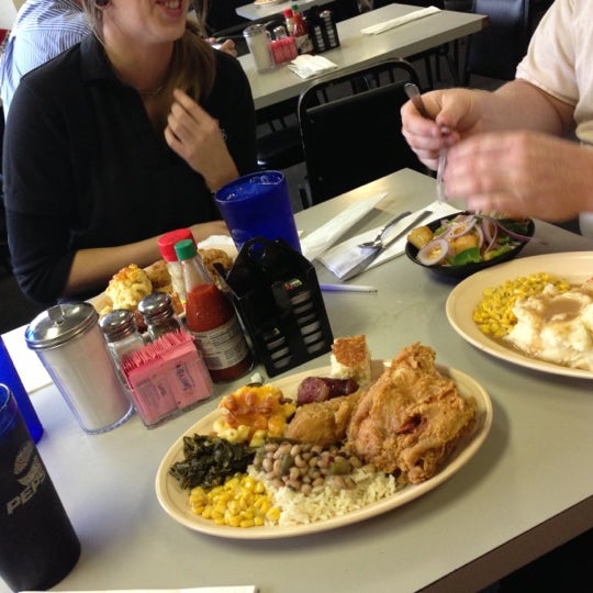 Savannah's Country Buffet - Southern Food Restaurant in Tallahassee