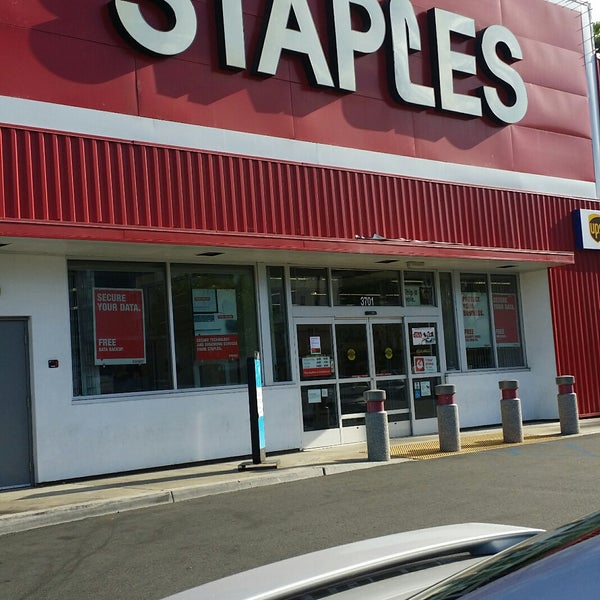 Staples - Office Supply Store in Crenshaw