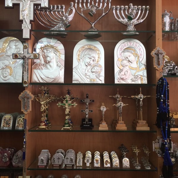 Rainbow Bazaar "Dajani's" - Christian Quarter, Jerusalem, Israel ...