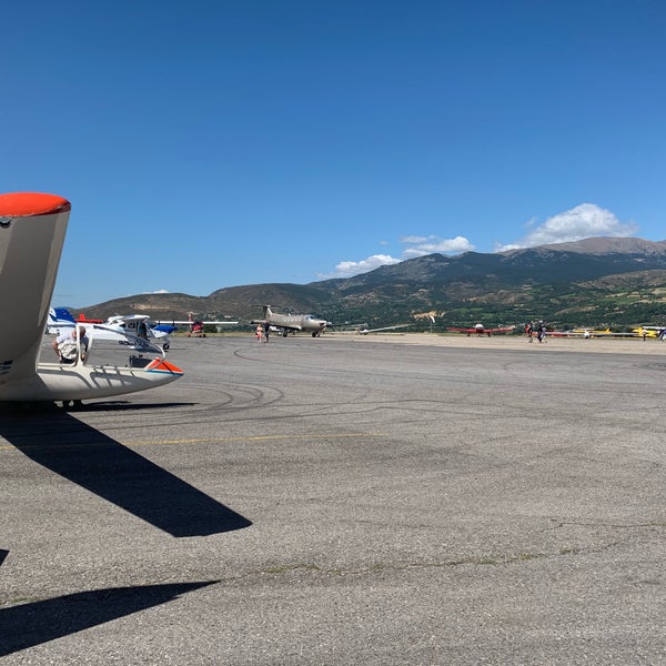 Aerodrom La Cerdanya - Airport Terminal