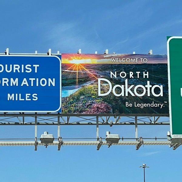 Photos at Minnesota / North Dakota State Line - Border Crossing in Fargo