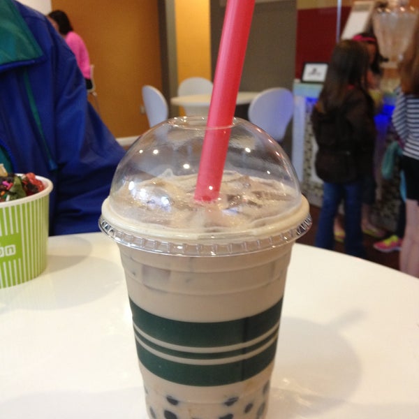 Kiwi Spoon Frozen Yogurt - Frozen Yogurt Shop in Wallingford