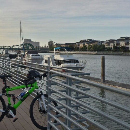Fruitvale Bridge Park - 1 tip from 167 visitors