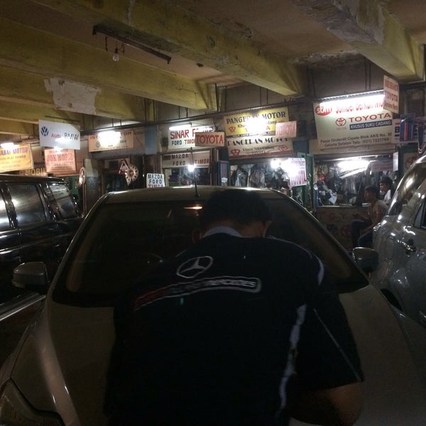 Pusat Onderdil Pasar Cipete - Kebayoran Baru - Jakarta, Jakarta