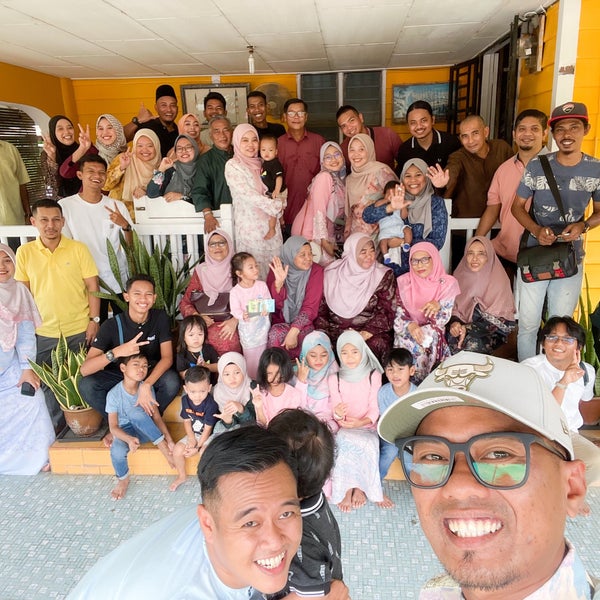 Kg Sg Lurus, Senggarang, Batu Pahat - Neighborhood in Senggarang