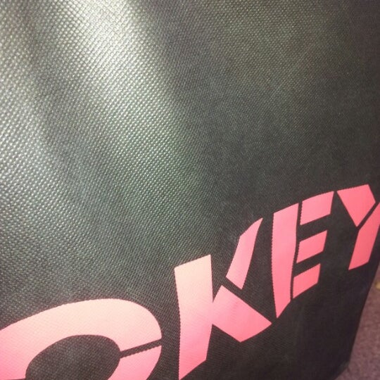 Okey - Clothing Store in Badalona