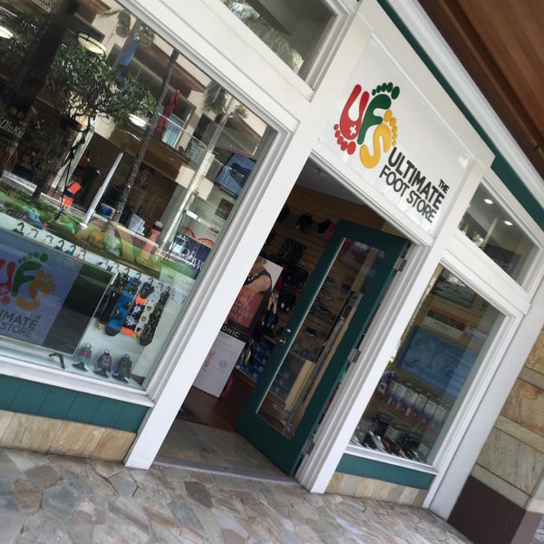 The Ultimate Foot Store - Ala Moana - Kakaako - 1 tip