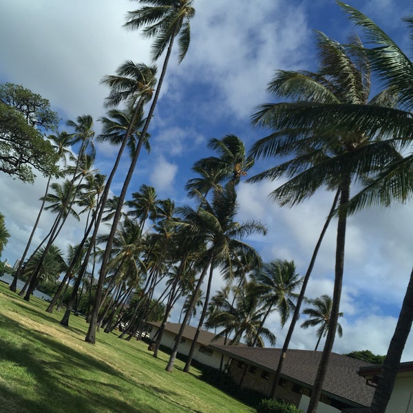 Waikiki-Kapahulu Public Library - Diamond Head - Kapahulu - St. Louis ...