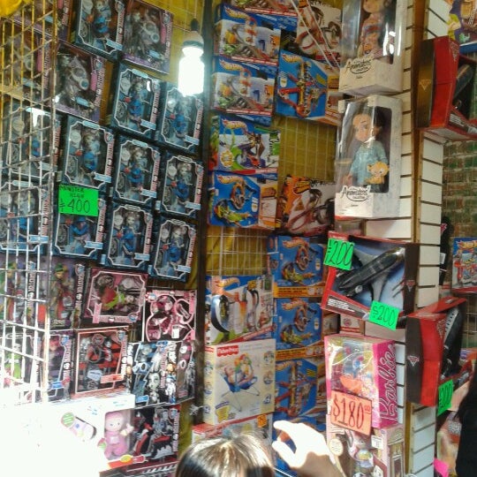 Mercado del Cármen - Toy Store in Downtown