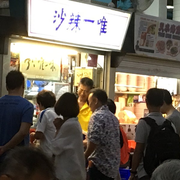 Commonwealth MRT Station (EW20) - Central Region - 22 tips from 7513 ...