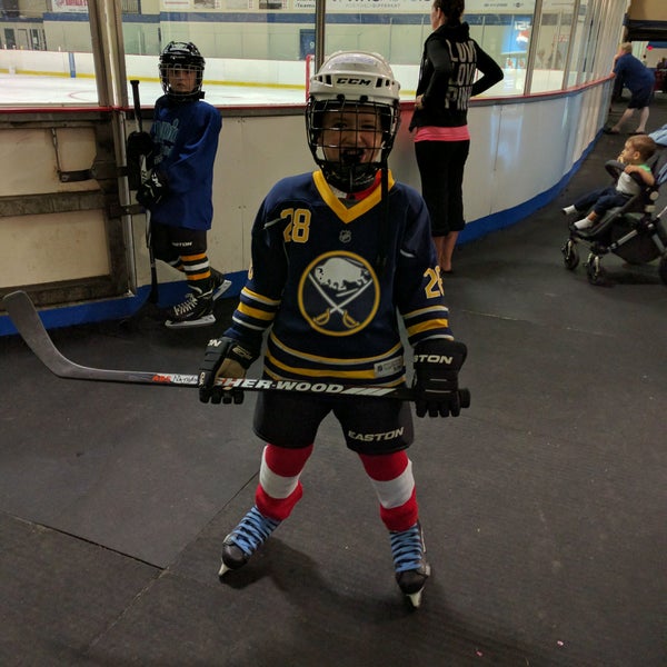 Photos at Holiday Twin Rinks - Cheektowaga, NY